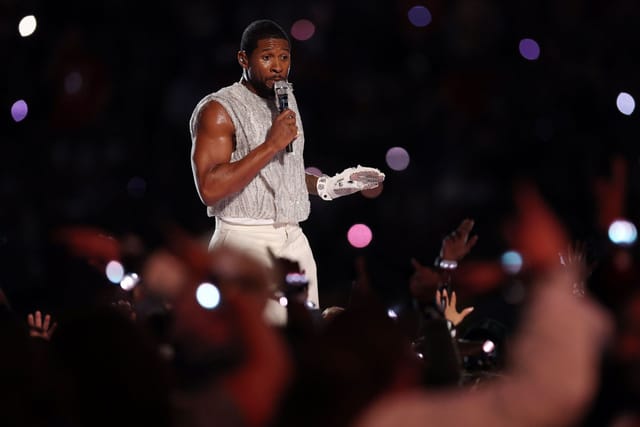 Usher faces backlash from fans for 'trash' halftime performance at ...