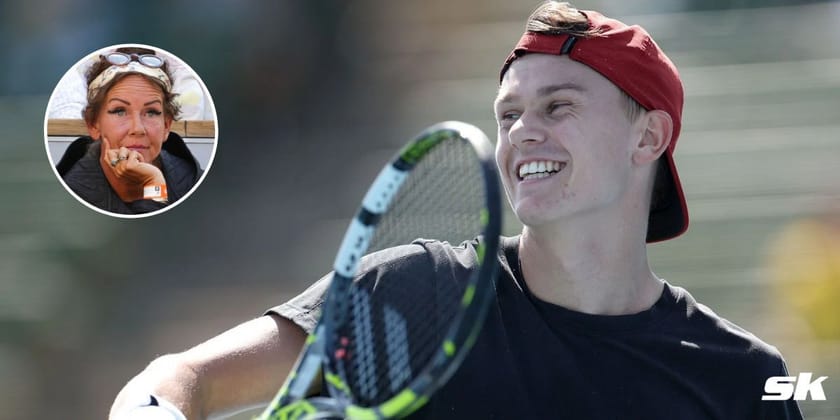 "There’s like 10,000 messages from girls and boys, he's a good-looking ...