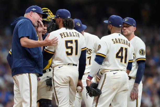 Milwaukee Brewers Stadium - History, Capacity, Seating Chart & Notable ...