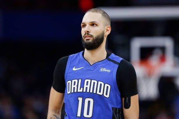 How much is Evan Fournier paid ? contract, Ethnicity and many more.