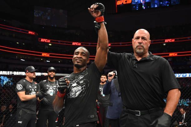 What is Geoff Neal UFC ranking?