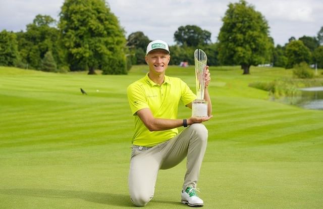 Who is Adrian Meronk’s Girlfriend ? | Discover on Sportskeeda