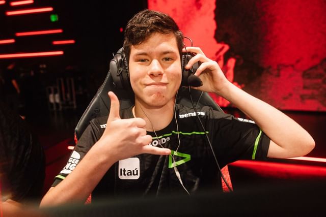 cauanzin's Valorant settings (2024): Crosshair, configuration, keybinds ...