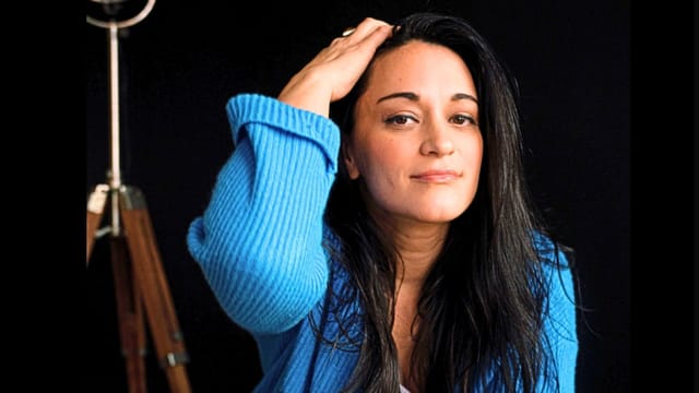 Who is Sara Tomko? Resident Alien actor's ethnicity, height, and more ...