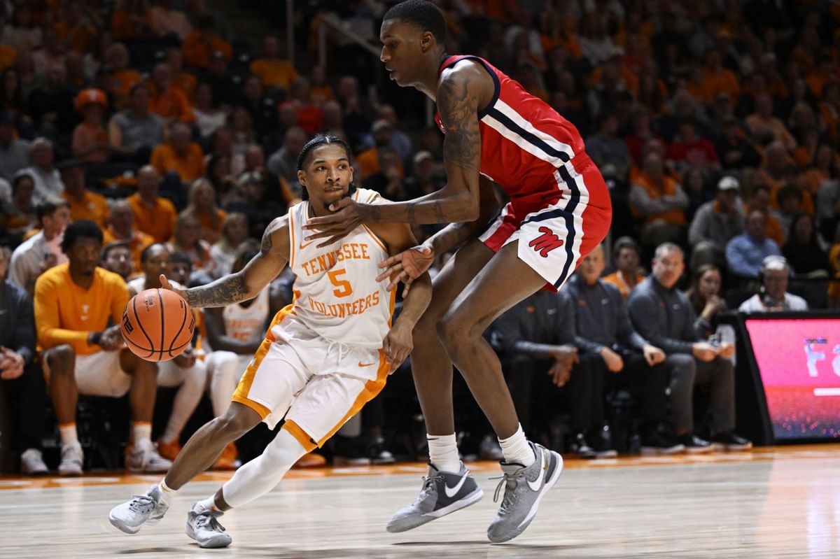 5 tallest college basketball players in 2023-24 ft. Zach Edey, Jamarion ...