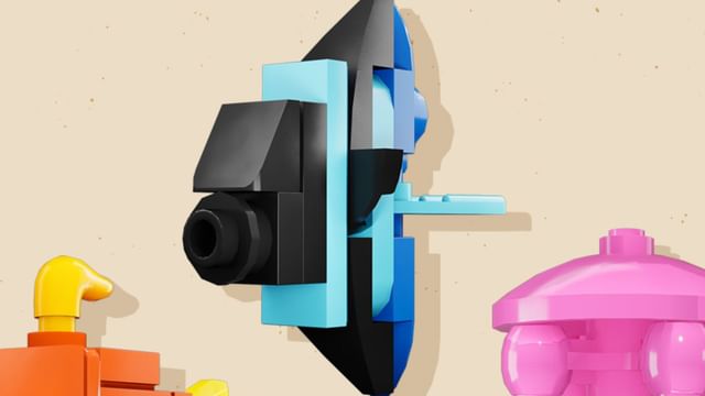 How to make Black and Blue Shield Fish Sushi in LEGO Fortnite