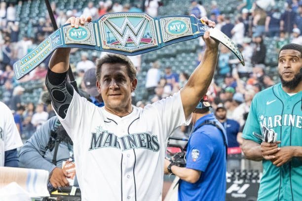 Who are Aaron Boone’s Parents? Age, Nationality and more