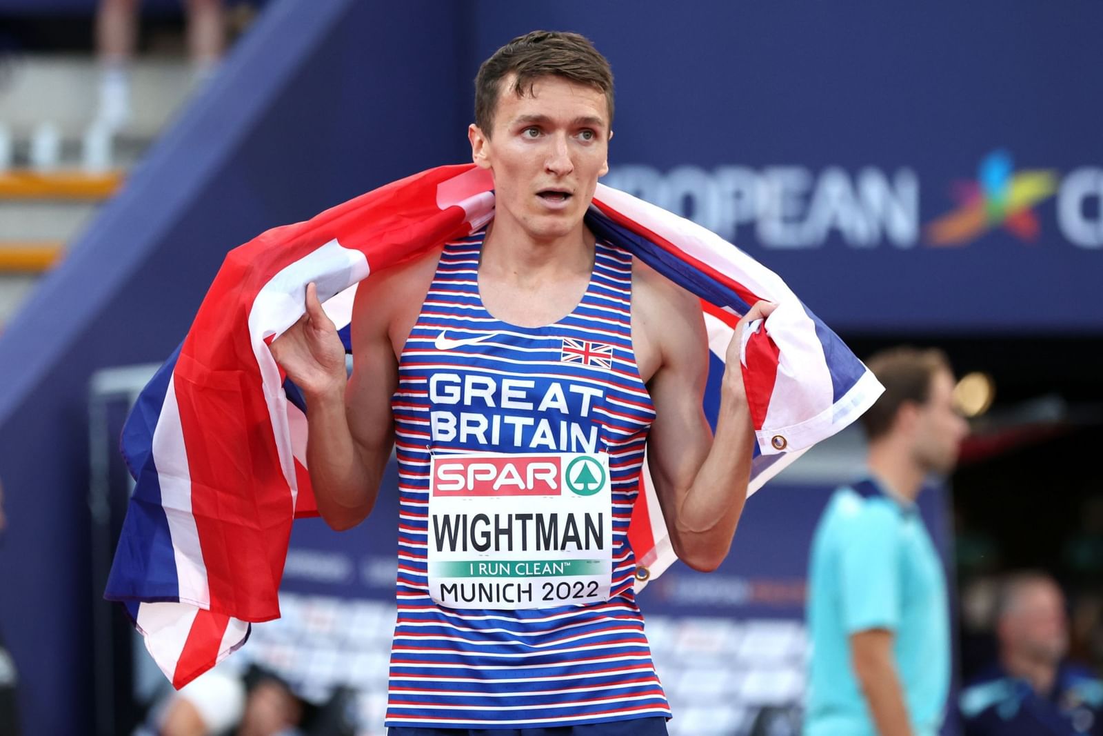 Hobbs Kessler surpasses 2022 world champion Jake Wightman to win 1500m ...
