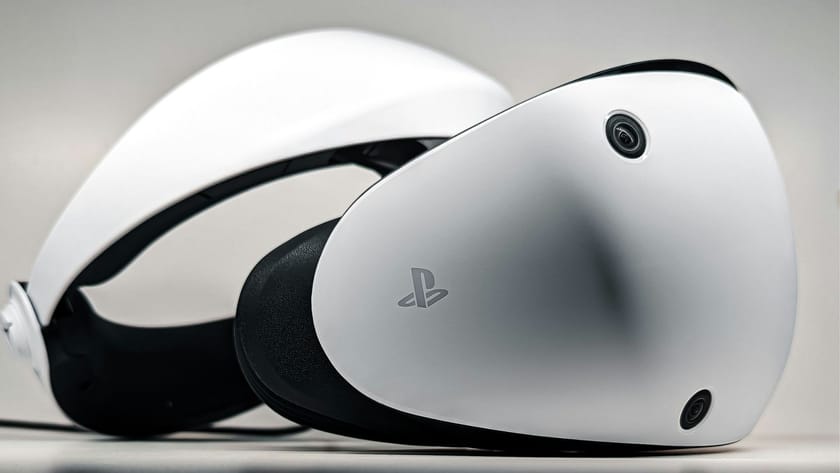 Apple Vision Pro vs PSVR2: Which is the best headset for gaming?