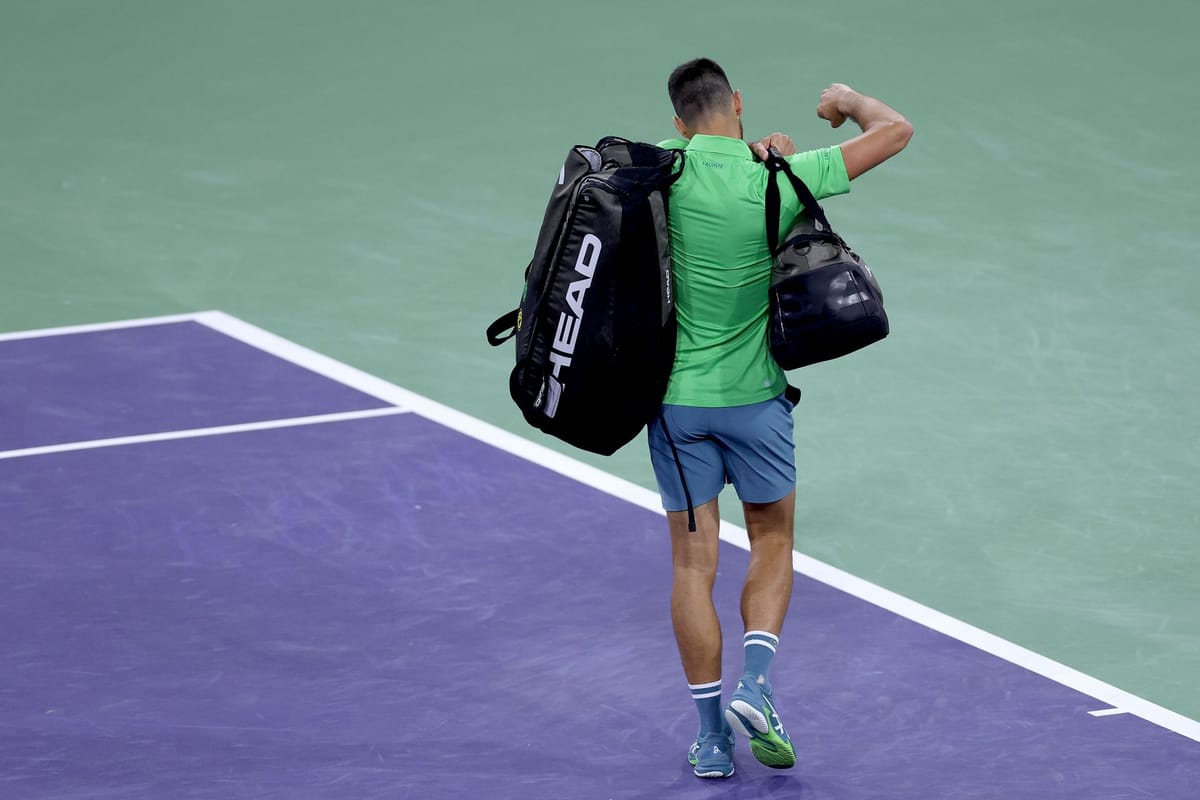 WATCH: Novak Djokovic shouting at his team during Australian Open SF ...