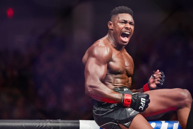 What is the record of UFC fighter Joaquin Buckley?