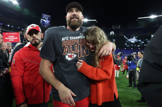 Taylor Swift's family feels safe with Travis Kelce being her 'built-in ...