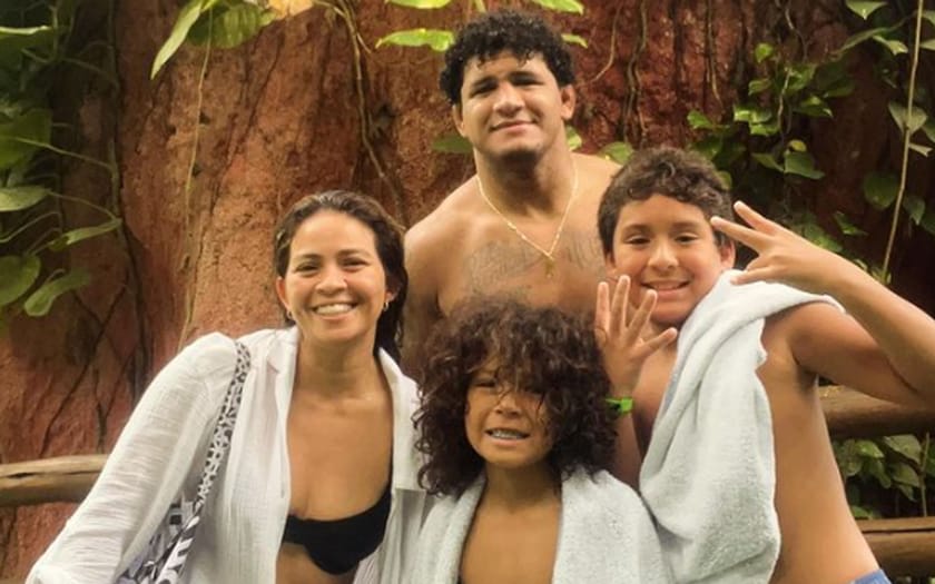 gilbert burns' wife: Who is Gilbert Burns' wife?