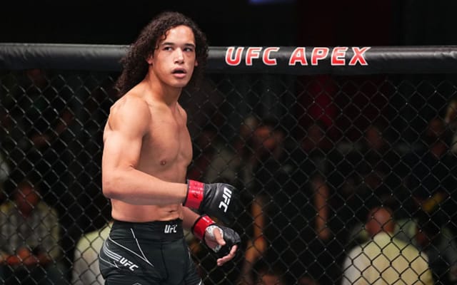 Where is Bryan Battle from?