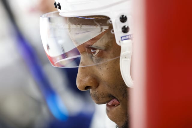 "He's a Leaf for Life!": NHL fans react to Wayne Simmonds' decision to ...