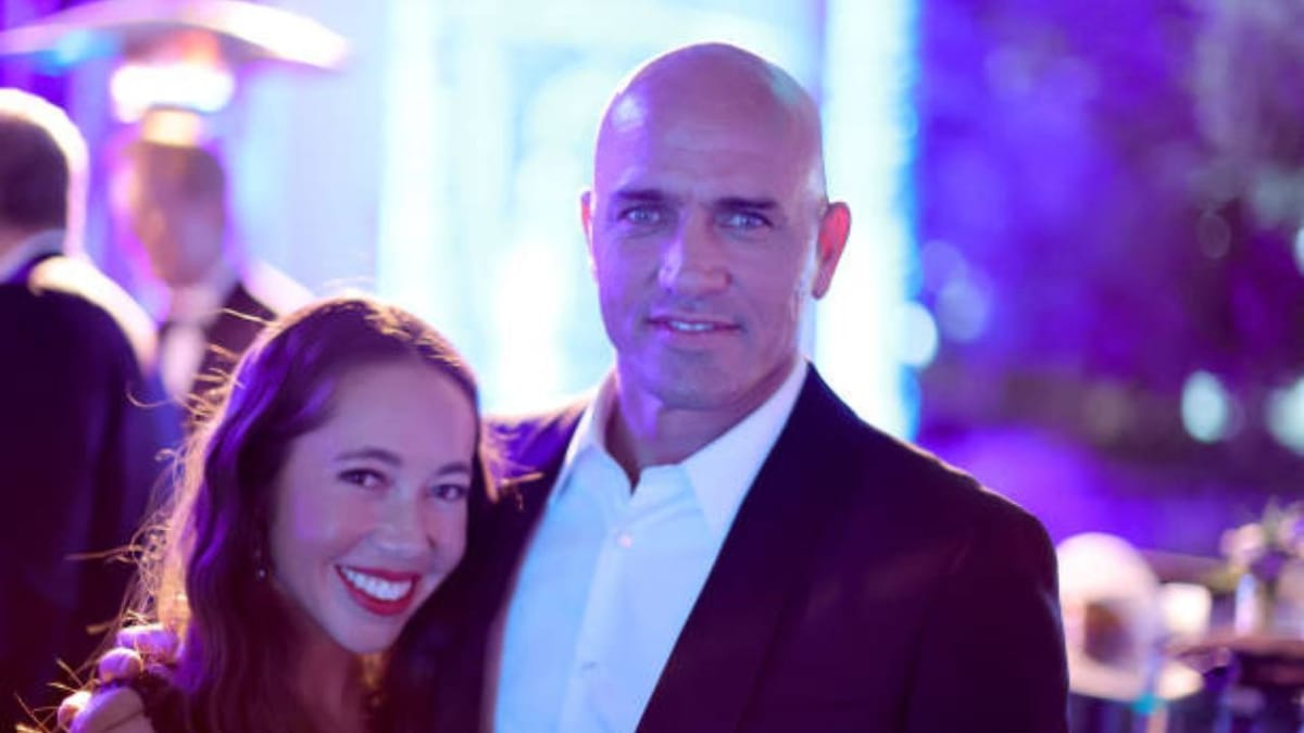 Surfing legend Kelly Slater announces he is expecting his first child ...