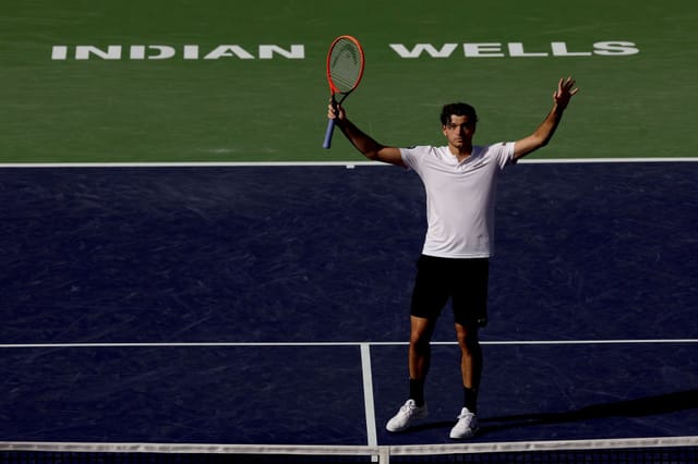 "The content everyone follows me for" - Taylor Fritz proudly shows off ...