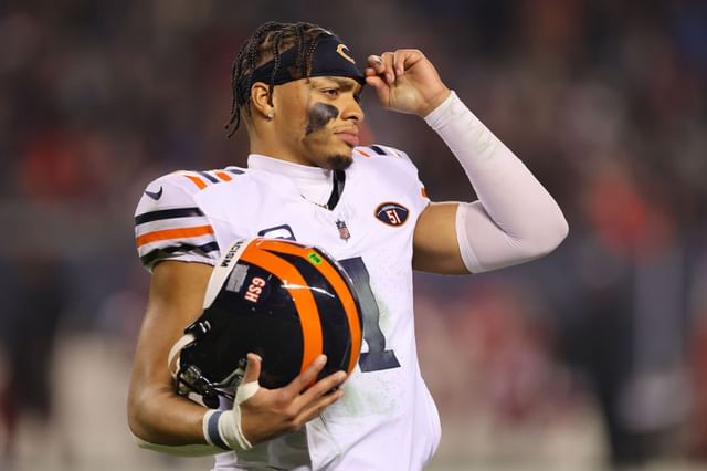 3 Justin Fields trade packages that could result in a win-win situation ...