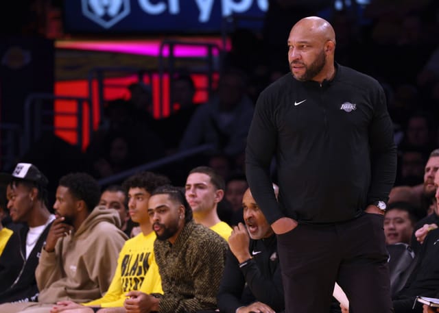 Fans pile on Darvin Ham's misery after indecisive coaching leads to ...