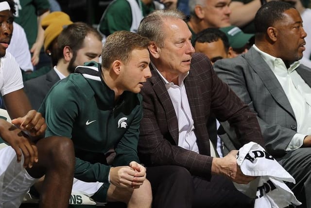 WATCH: Tom Izzo shares emotional senior night moment with son Steven as ...