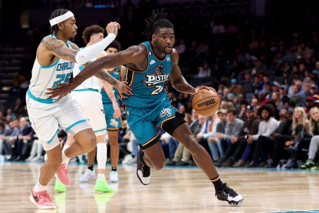 "Him & Draymond need to go swing for swing" - Isaiah Stewart ...