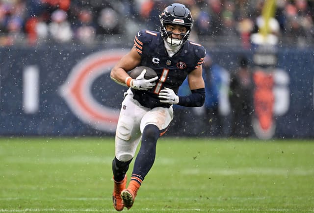 3 Justin Fields trade packages that could result in a win-win situation ...