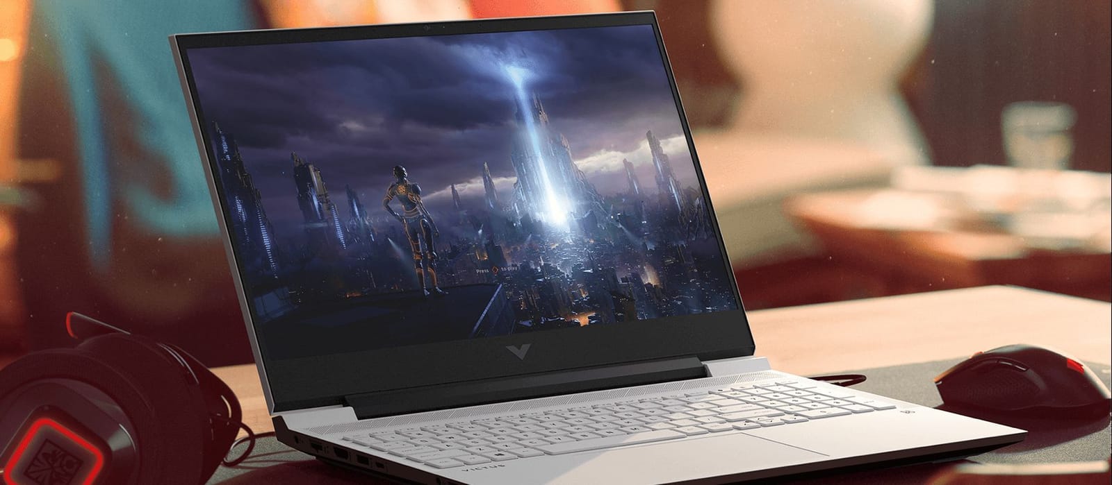 Acer Nitro 5 vs HP Victus: Which is the better mid-tier gaming laptop?