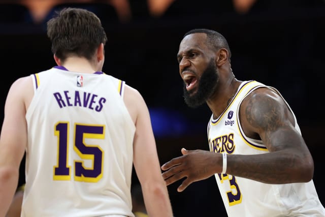 Lakers fans call out Darvin Ham after LeBron James discusses defensive schemes with coaches ...
