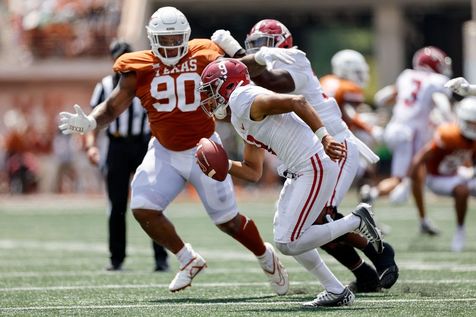 Byron Murphy II: Texas DL Byron Murphy II opens up on modeling game ...