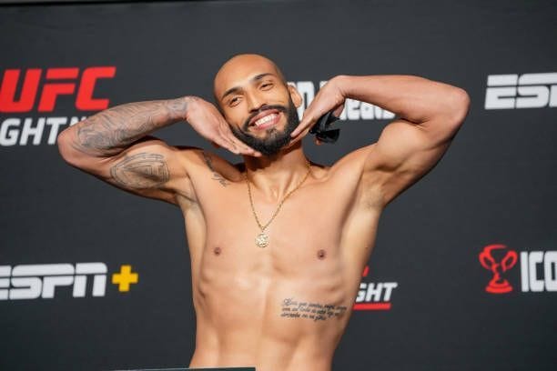 What type of fighter is Bruno Silva?