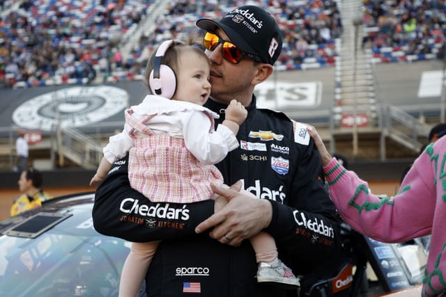 Kyle Busch's adorable father-daughter moment with Lennix Key Busch: "We ...