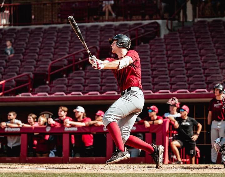 Who is Ethan Petry’s girlfriend, Grace Zamrowski?