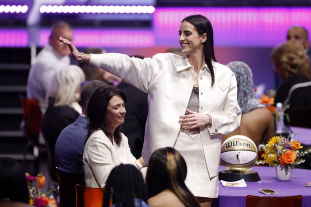 ESPN analyst mocks WNBA players for cold Caitlin Clark reception citing ...