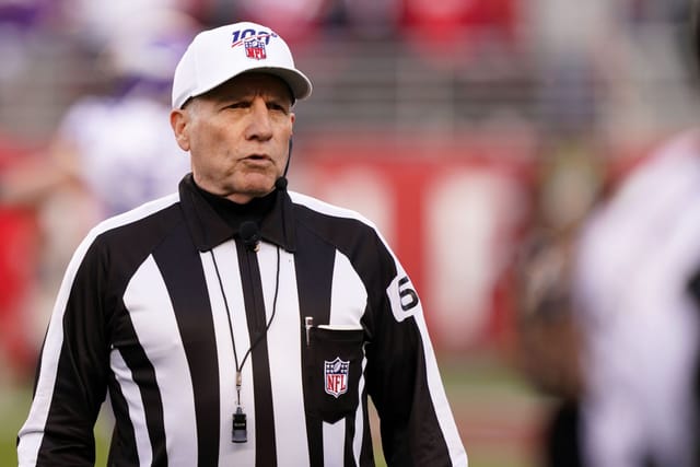 Why did Walt Anderson step down as NFL's senior VP of officiating?