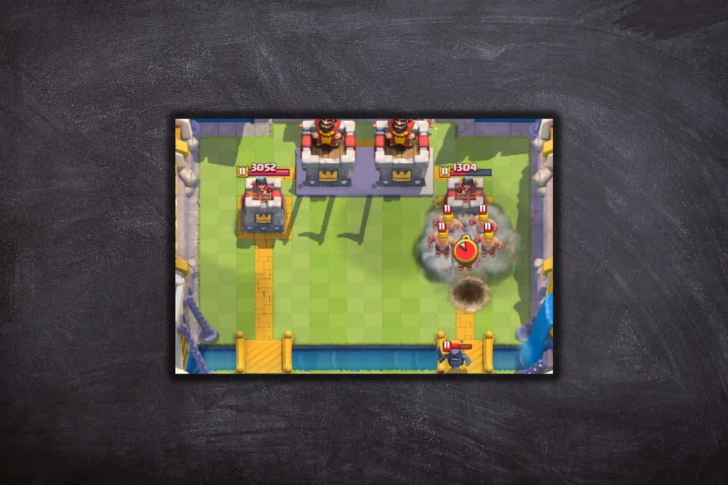 How to play effectively with low elixir cost decks in Clash Royale