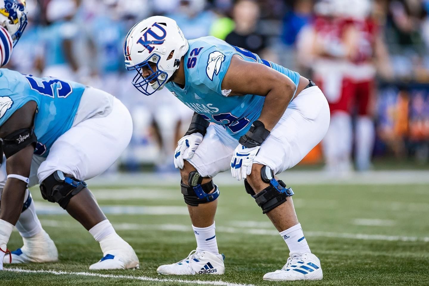 Who is Logan Brown Girlfriend? age nationality and more