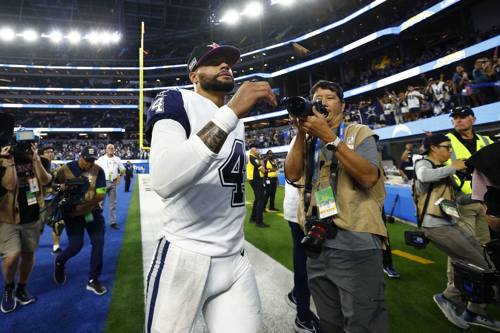 “This franchise is in the garbage” “Not even worried”: Cowboys fans ...