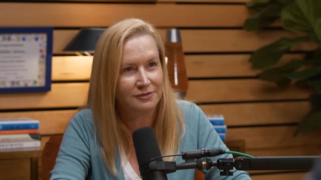 "This is feeling like a stereotype"—Angela Kinsey had some of her ...