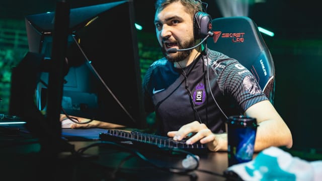 Sheydos’ Valorant settings (2024): Crosshair, sensitivity, and more