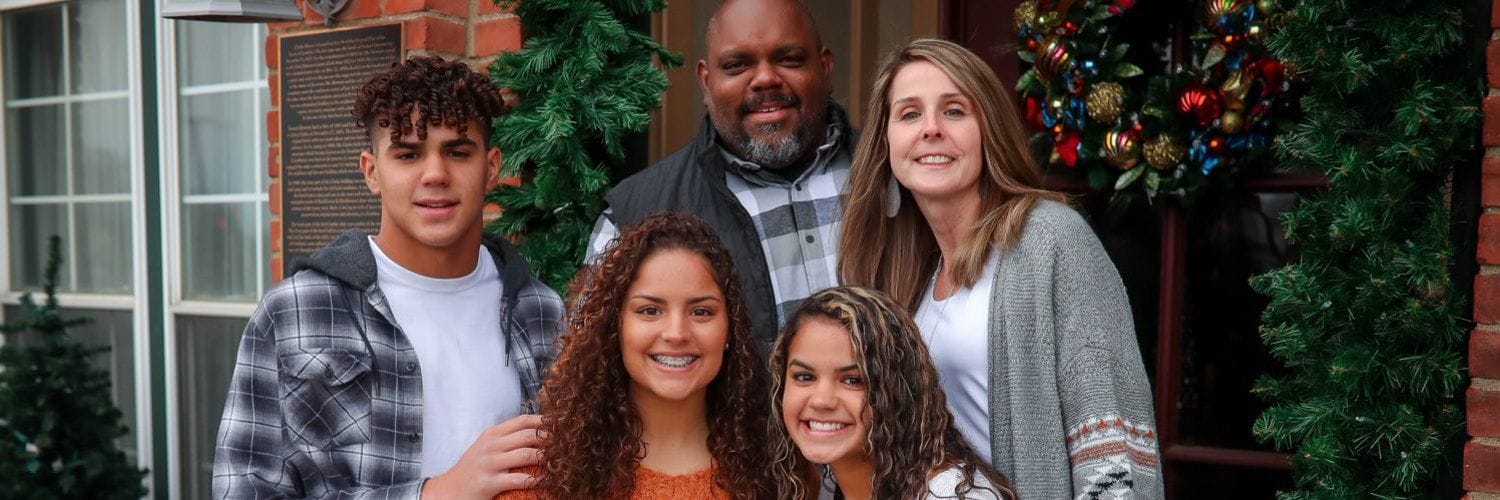 Who Are Austin Booker Parents? Age, Nationality & More