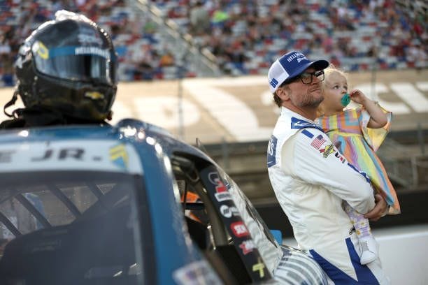 How many children does Dale Earnhardt Jr. have? | Discover Kid's Name ...