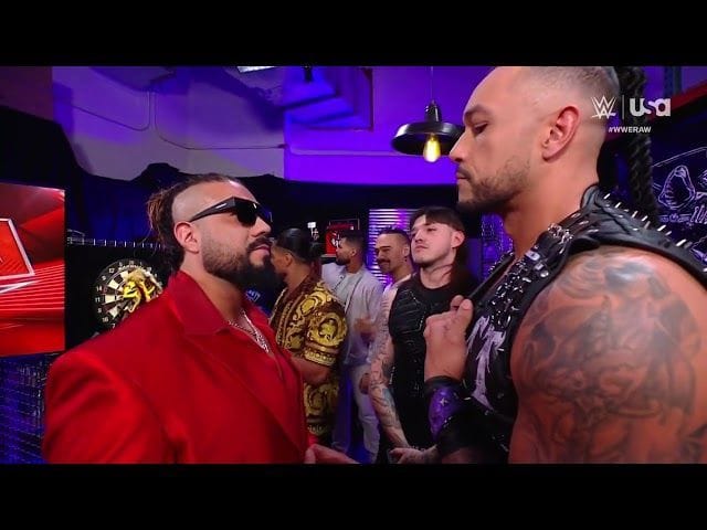 304-pound WWE Superstar teases potential new target on RAW