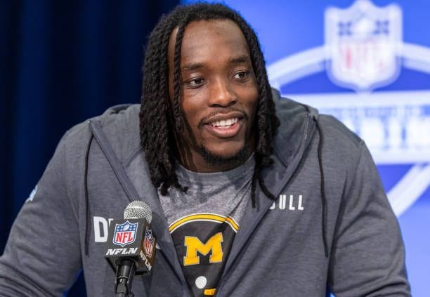 Darius Robinson NIL Deal in 2024, Net worth, Salary, Endorsements ...