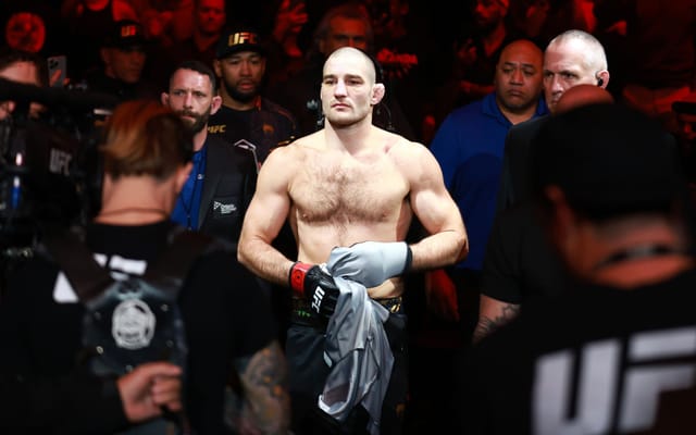 Fighter crashes UFC 300 press conference, Sean Strickland reacts to O ...