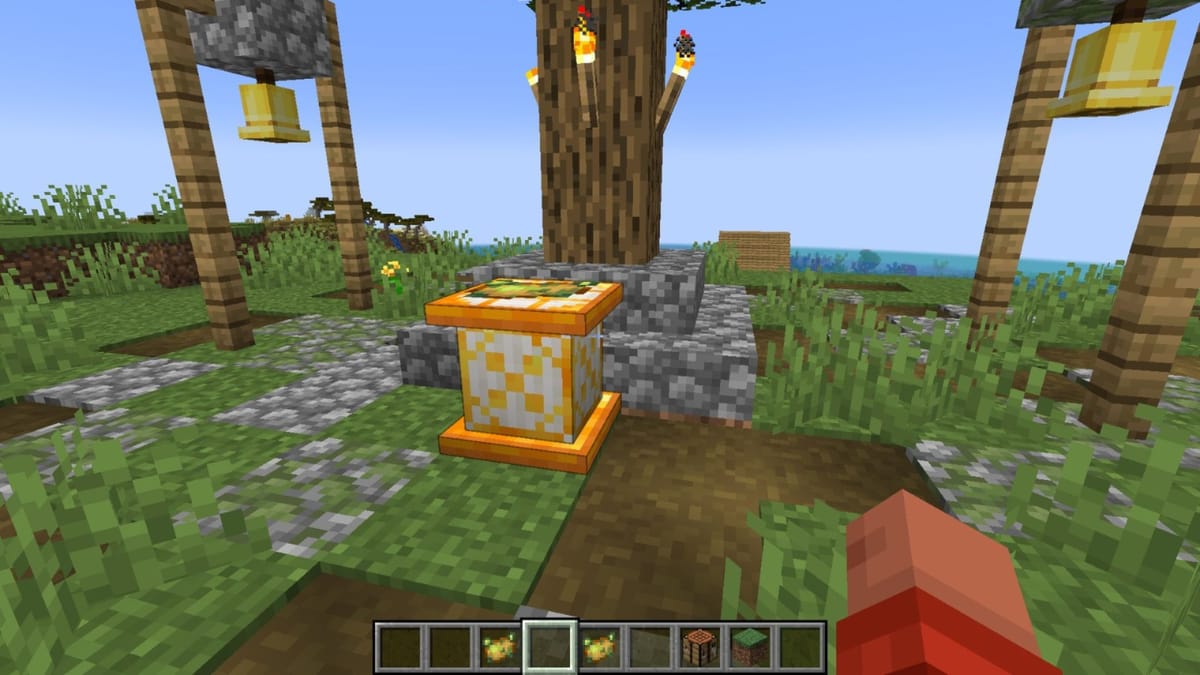 How to go to the Poisonous Potato dimension in Minecraft Aprils Fools ...
