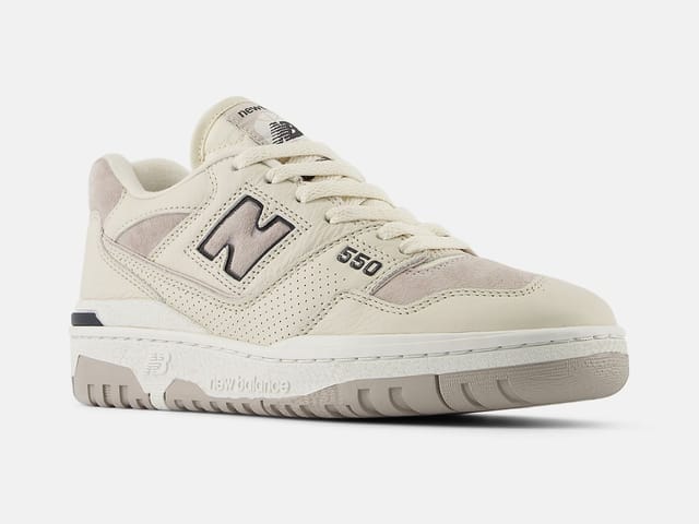 New Balance 550 “Linen” sneakers: Features explored