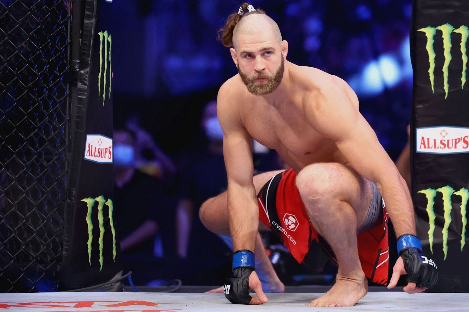 What ethnicity is Jiri Prochazka?
