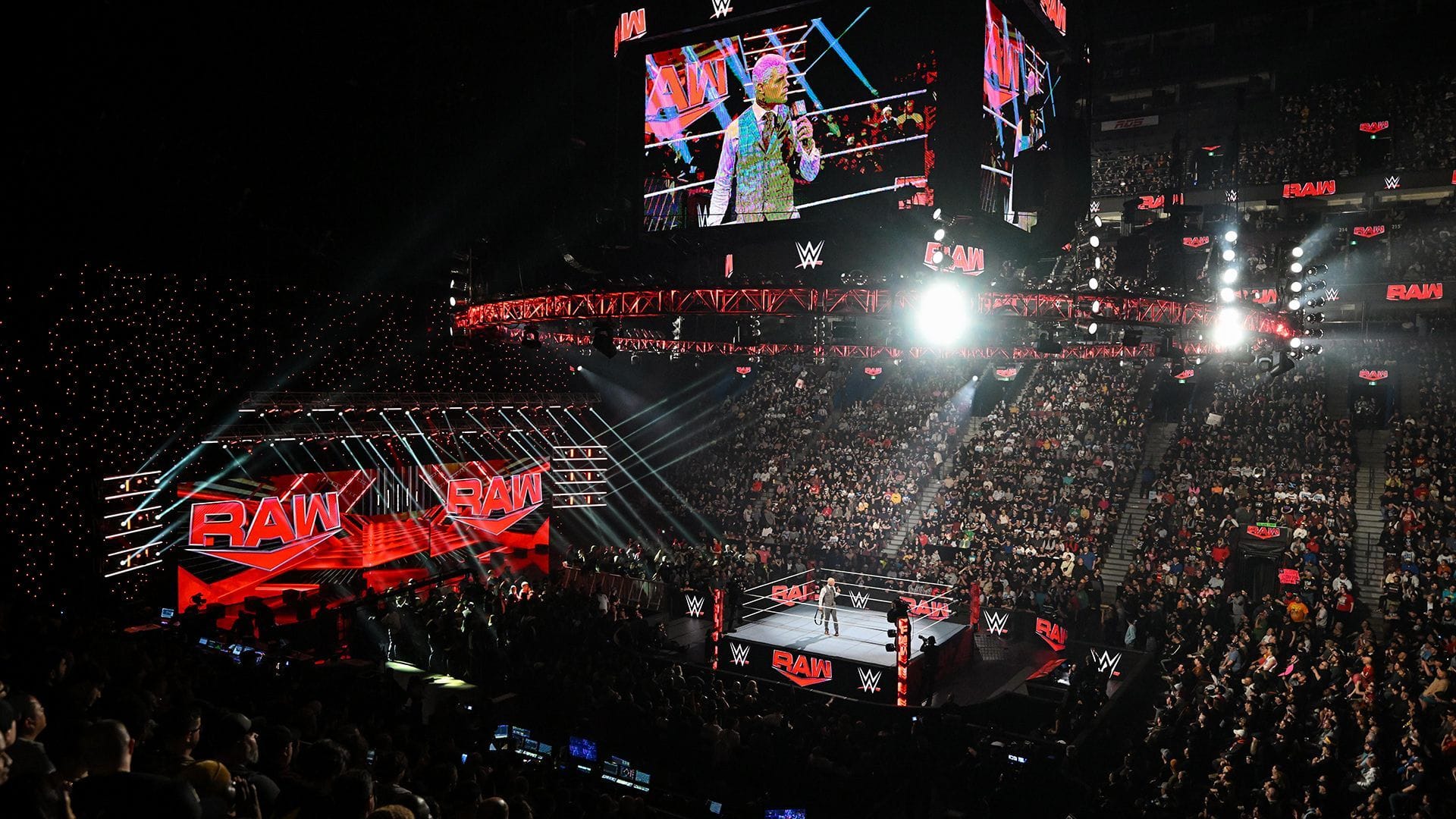 WWE fans described as "extremely rabid and wild" as event is deemed a ...
