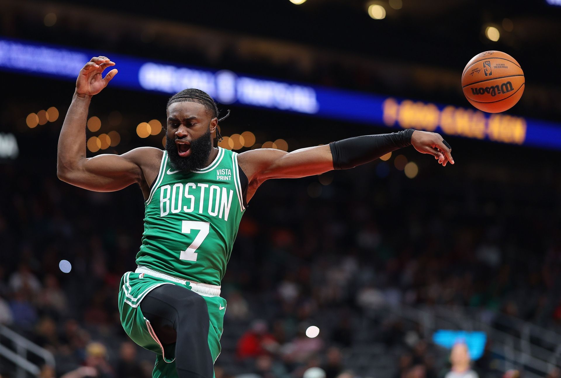 Why is Jaylen Brown not playing tonight against Hornets? Latest update ...