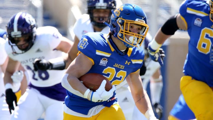 Who Are Isaiah Davis Parents? Age, Nationality & More